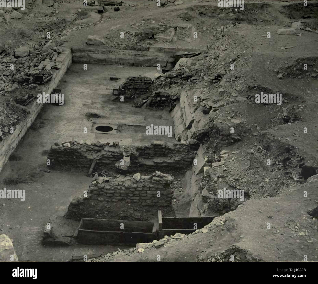 Quibell Teti satellite pyramid 02 Stock Photo - Alamy