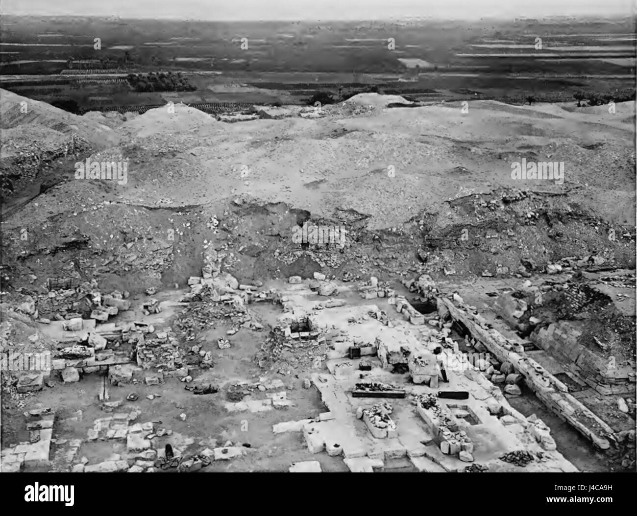 Quibell Teti mortuary temple 02 Stock Photo - Alamy