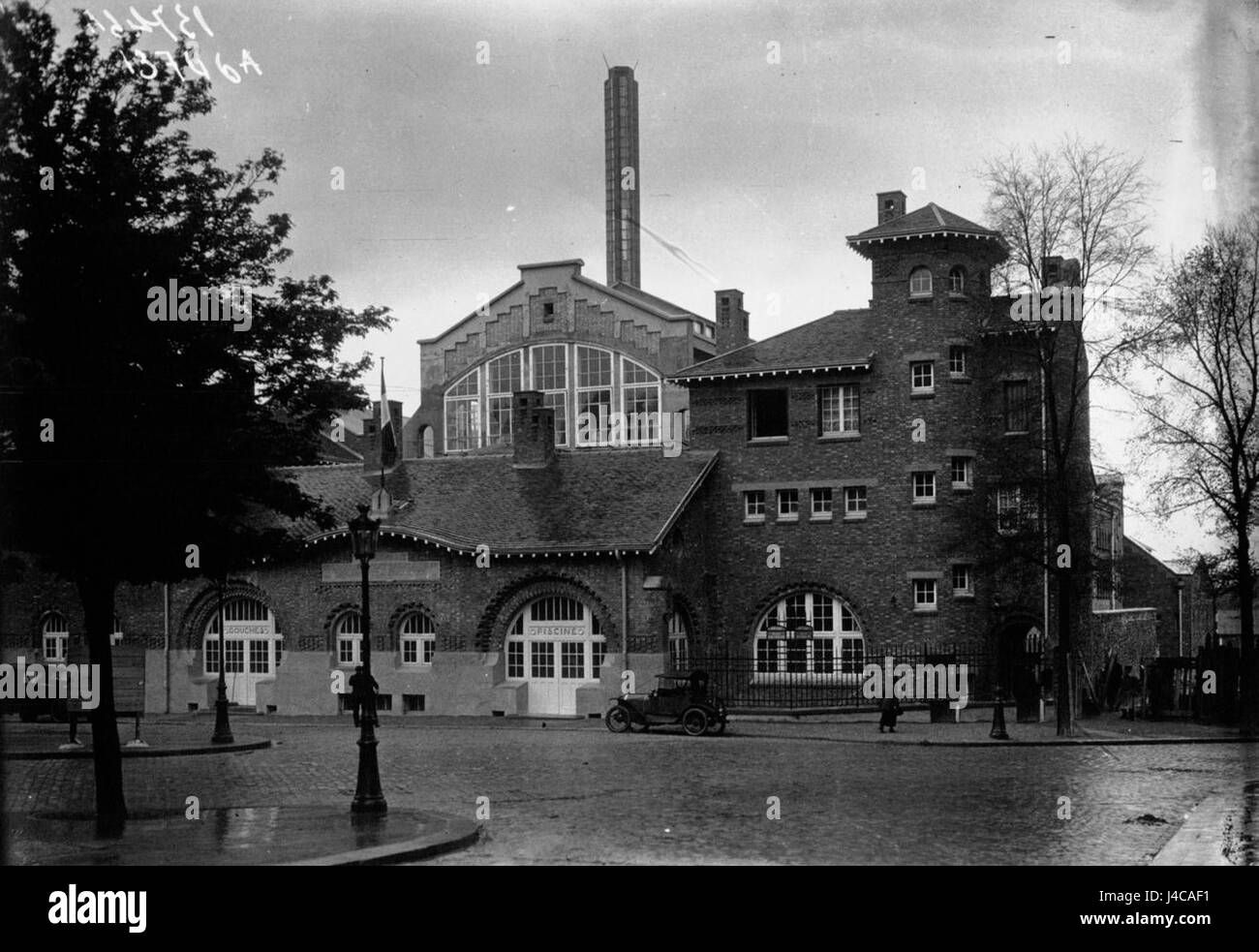 Piscine de la Butte aux Cailles was a public swimming pool in Paris ...