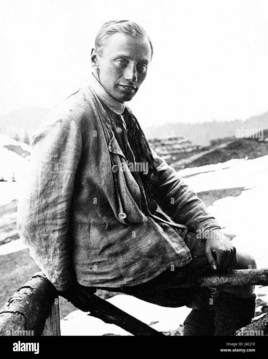 Alpine climber expedition history hi-res stock photography and images ...