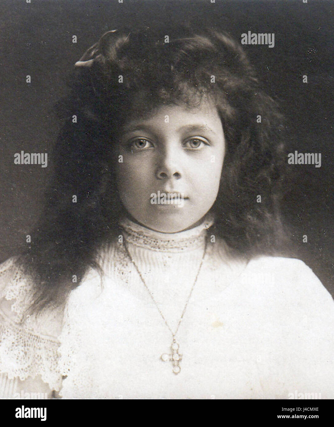 Princess Elisabeth of Hesse in 1903 Stock Photo - Alamy