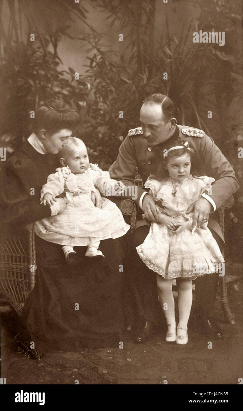 Prinz Max Family 1907 Stock Photo - Alamy