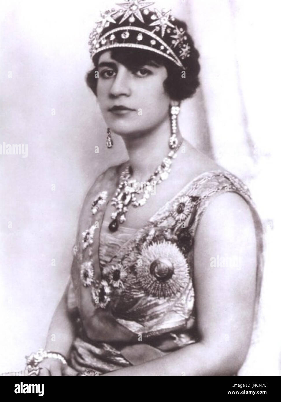 Queen soraya tarzi hi-res stock photography and images - Alamy