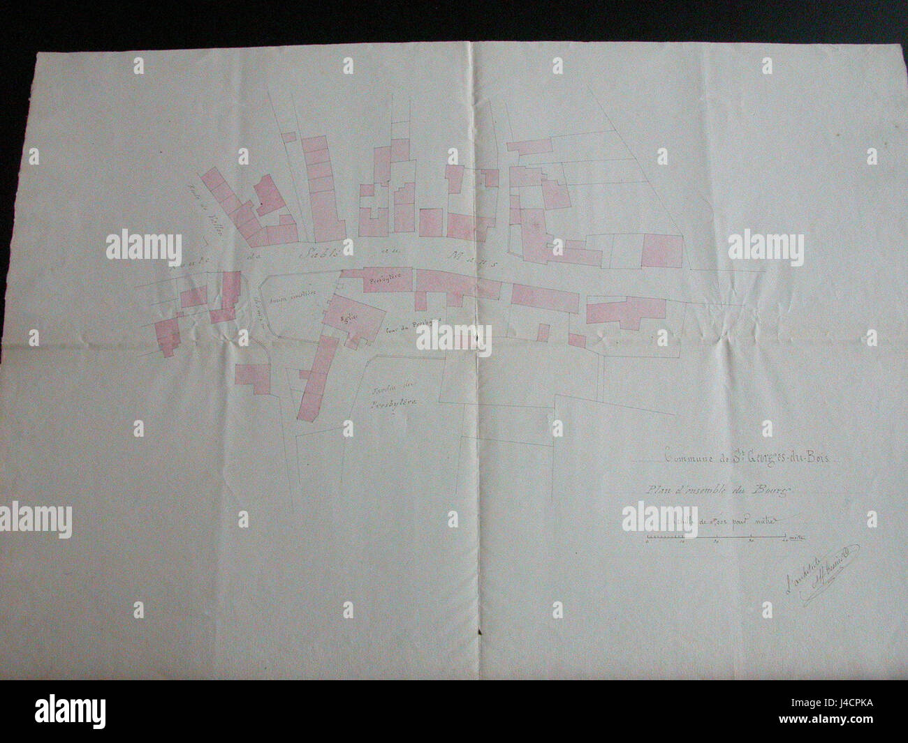 This title refers to a map or plan of the center of Saint Georges du ...