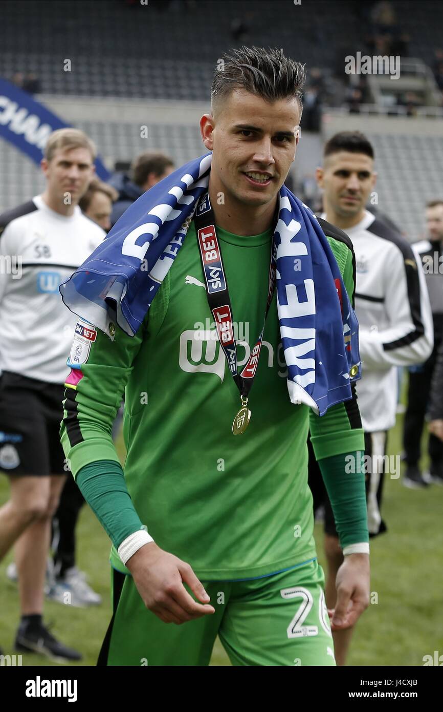 Karl Darlow High Resolution Stock Photography and Images - Alamy