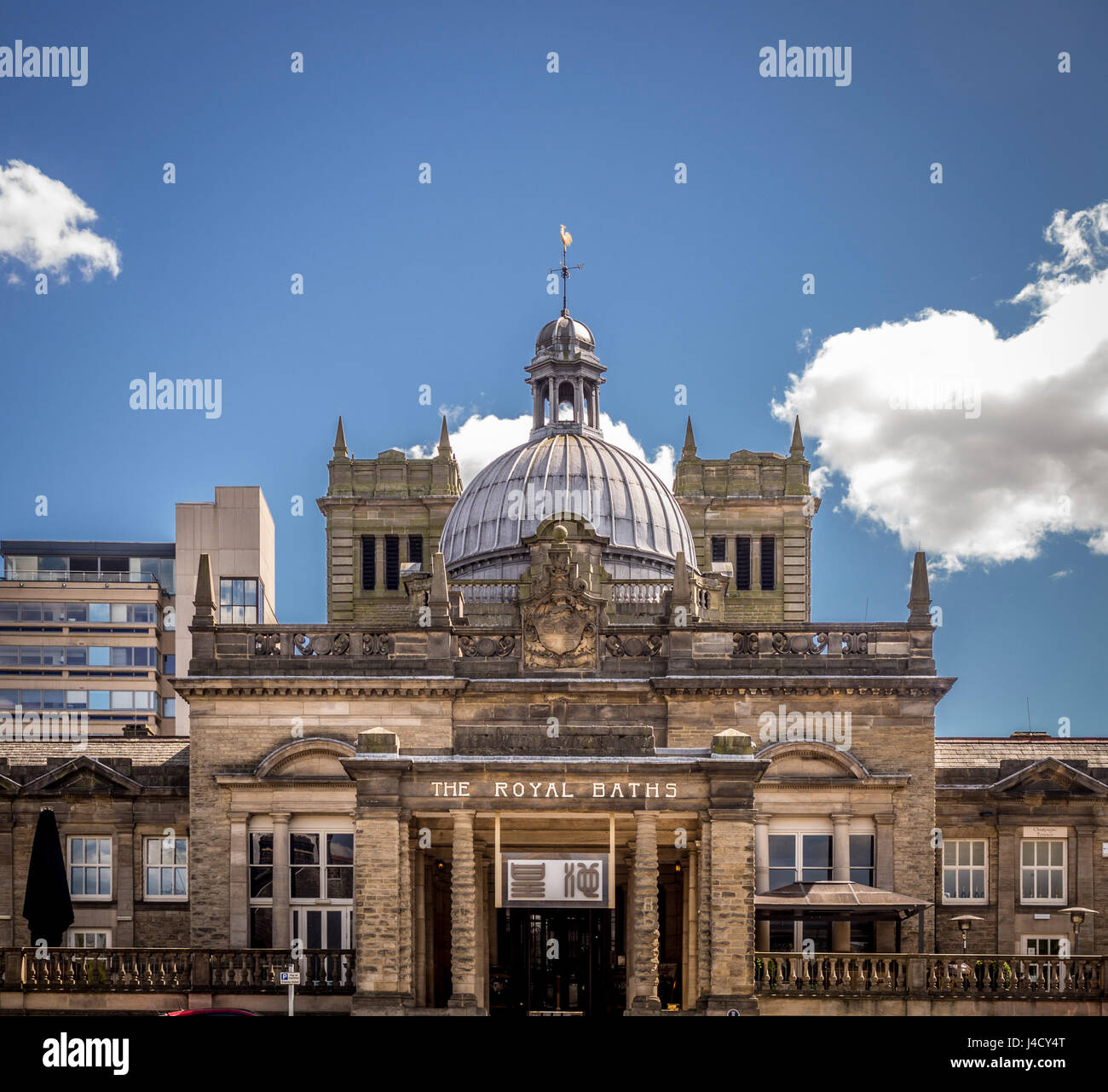Harrogate hi-res stock photography and images - Alamy