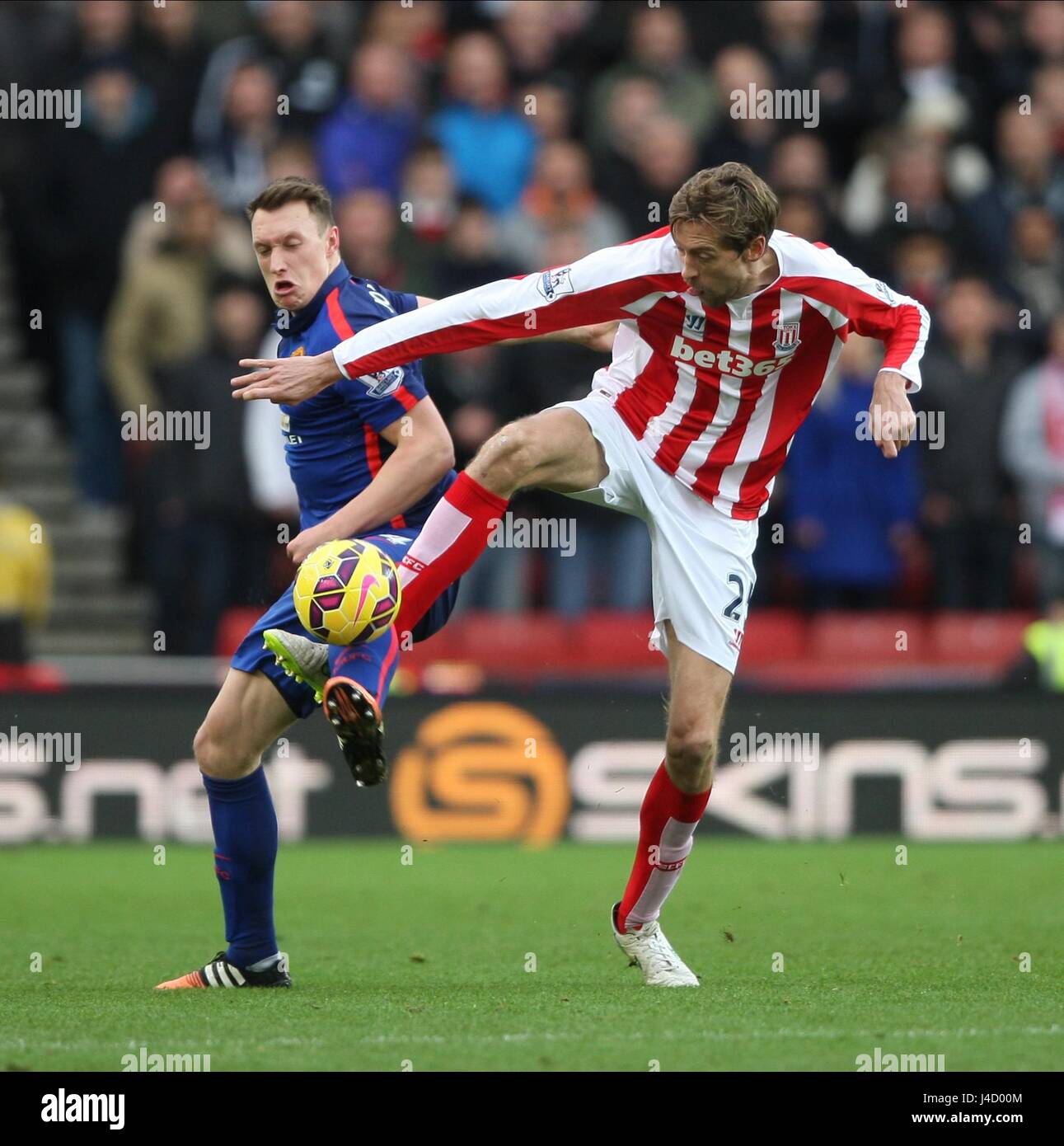 PHIL JONES & PETER CROUCH STOKE CITY V MANCHESTER UNITED THE BRITANNIA ...