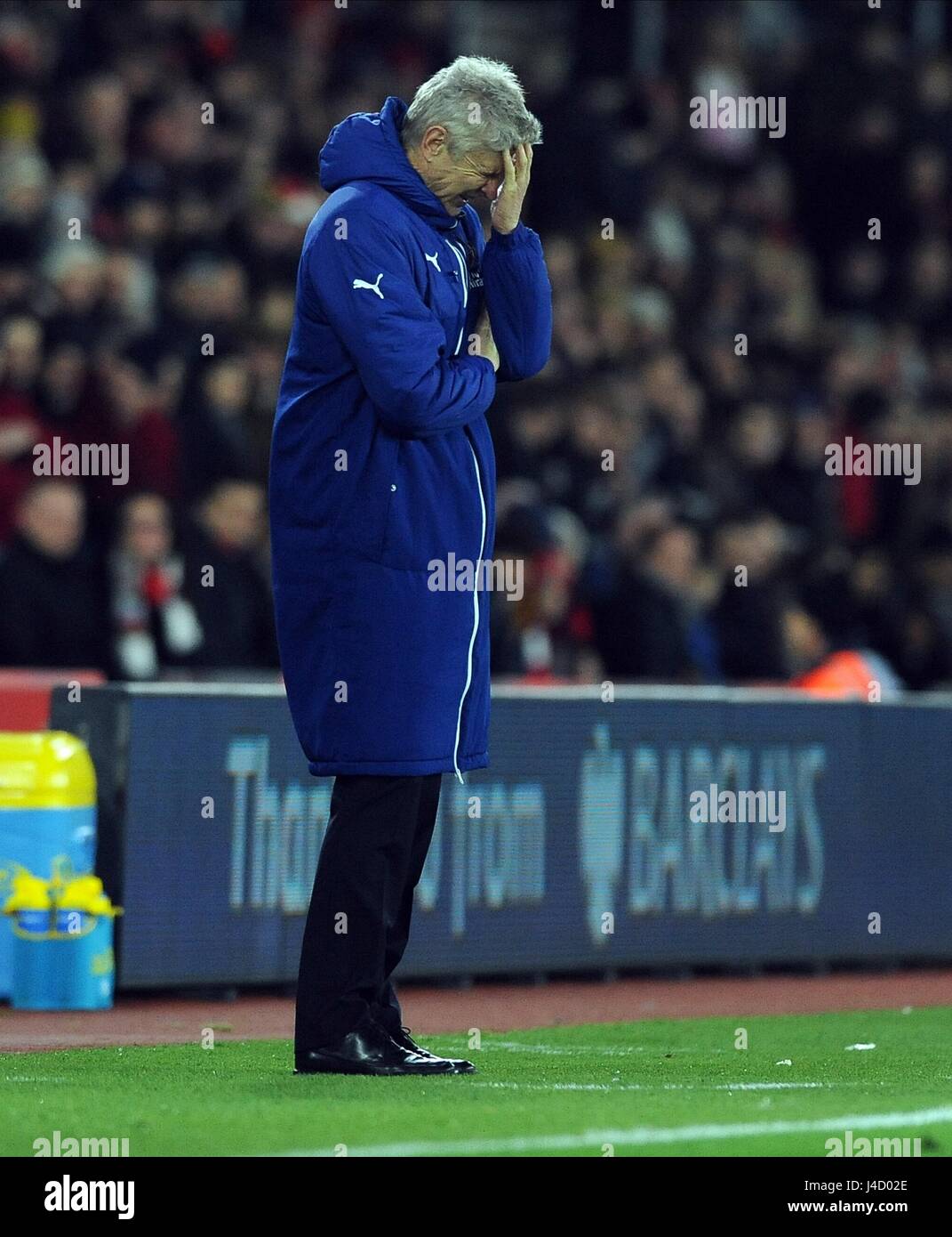 AN UNHAPPY ARSENAL MANAGER ARS SOUTHAMPTON V ARSENAL ST MARY'S STADIUM ...