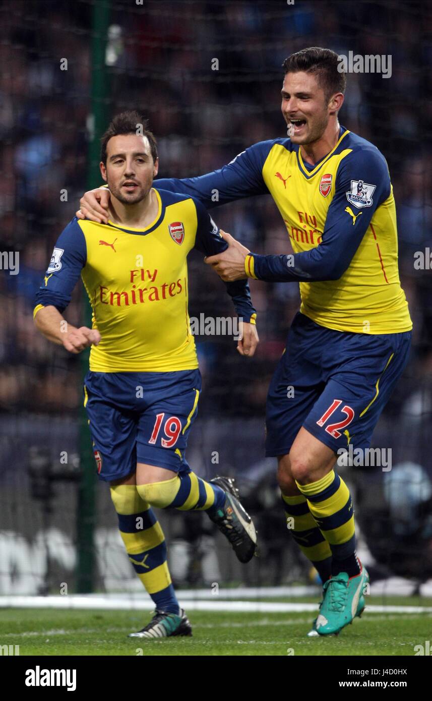 SANTI CAZORLA & OLIVIER GIROUD MANCHESTER CITY V ARSENAL ETIHAD STADIUM MANCHESTER ENGLAND 18 ...