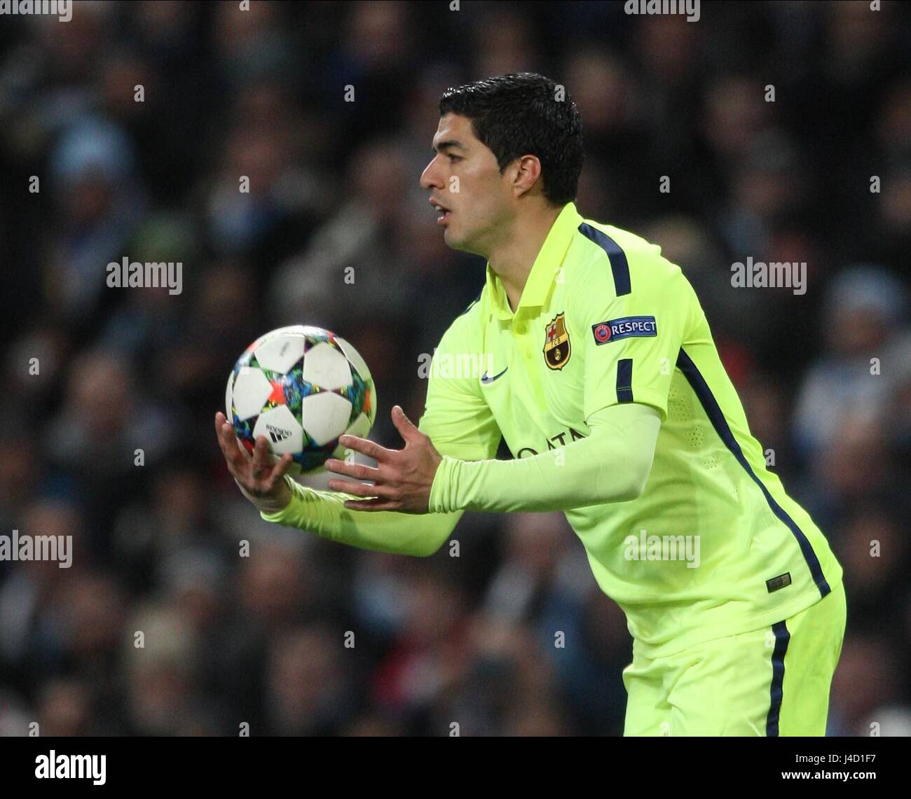 LUIS SUAREZ FC BARCELONA FC BARCELONA ETIHAD STADIUM MANCHESTER ENGLAND ...