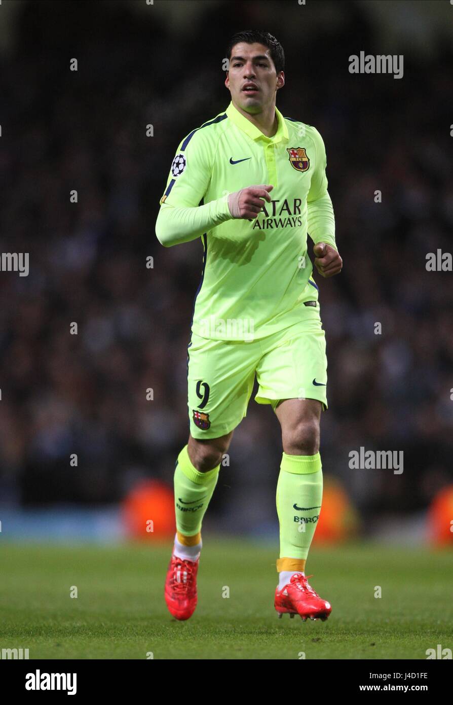 LUIS SUAREZ FC BARCELONA FC BARCELONA ETIHAD STADIUM MANCHESTER ENGLAND ...