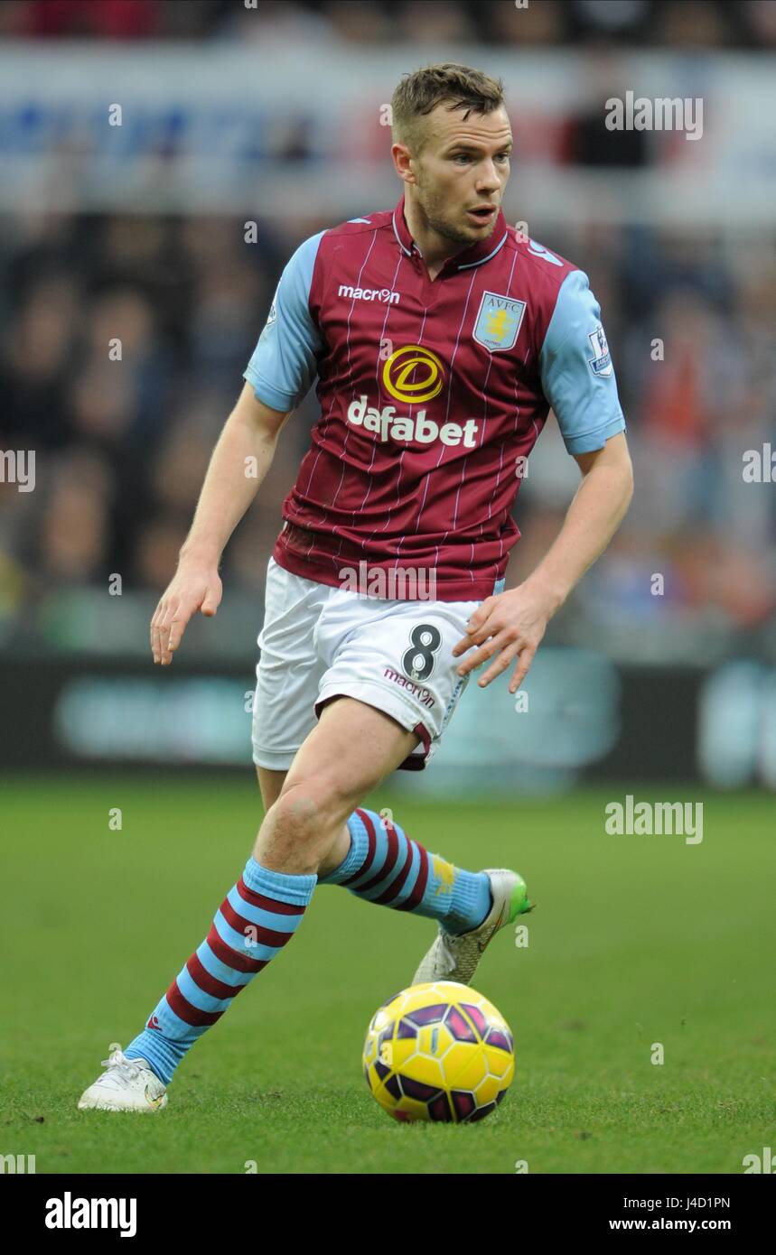 Aston villa tom cleverley hi-res stock photography and images - Alamy