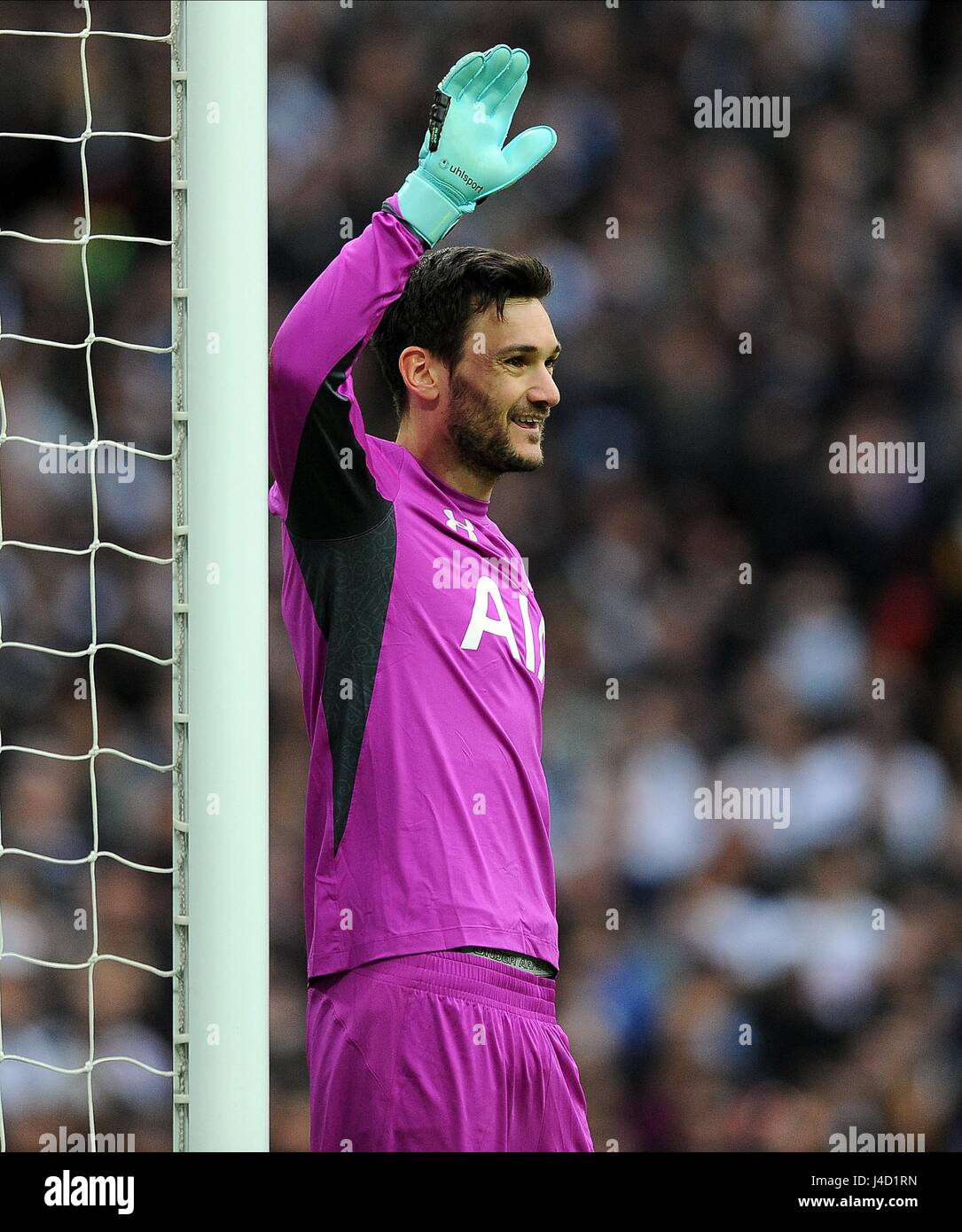 Tottenham hotspur goalkeeper hi-res stock photography and images - Alamy