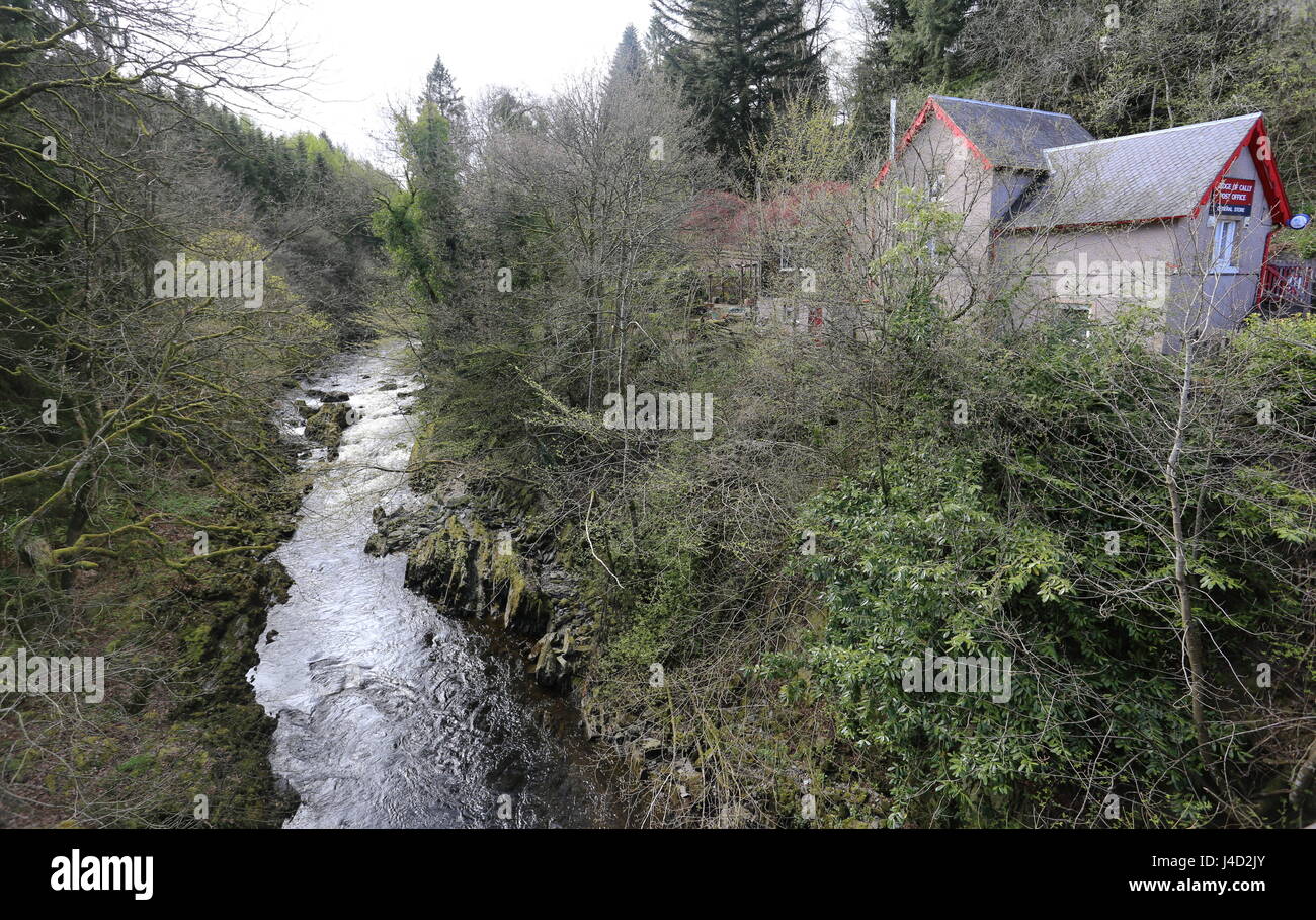 Bridge river ardle hi-res stock photography and images - Alamy