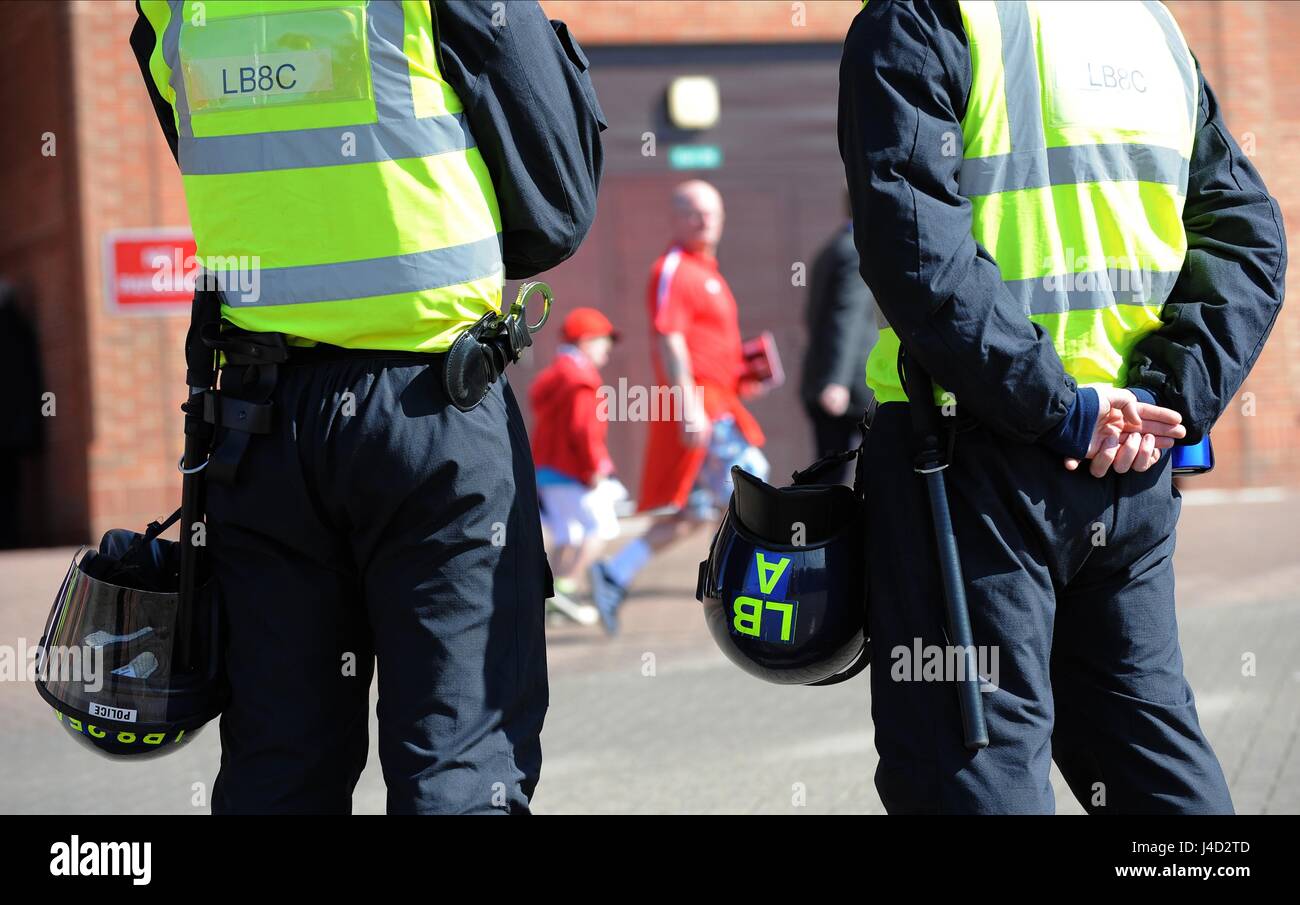 Police unit riot police hi-res stock photography and images - Alamy