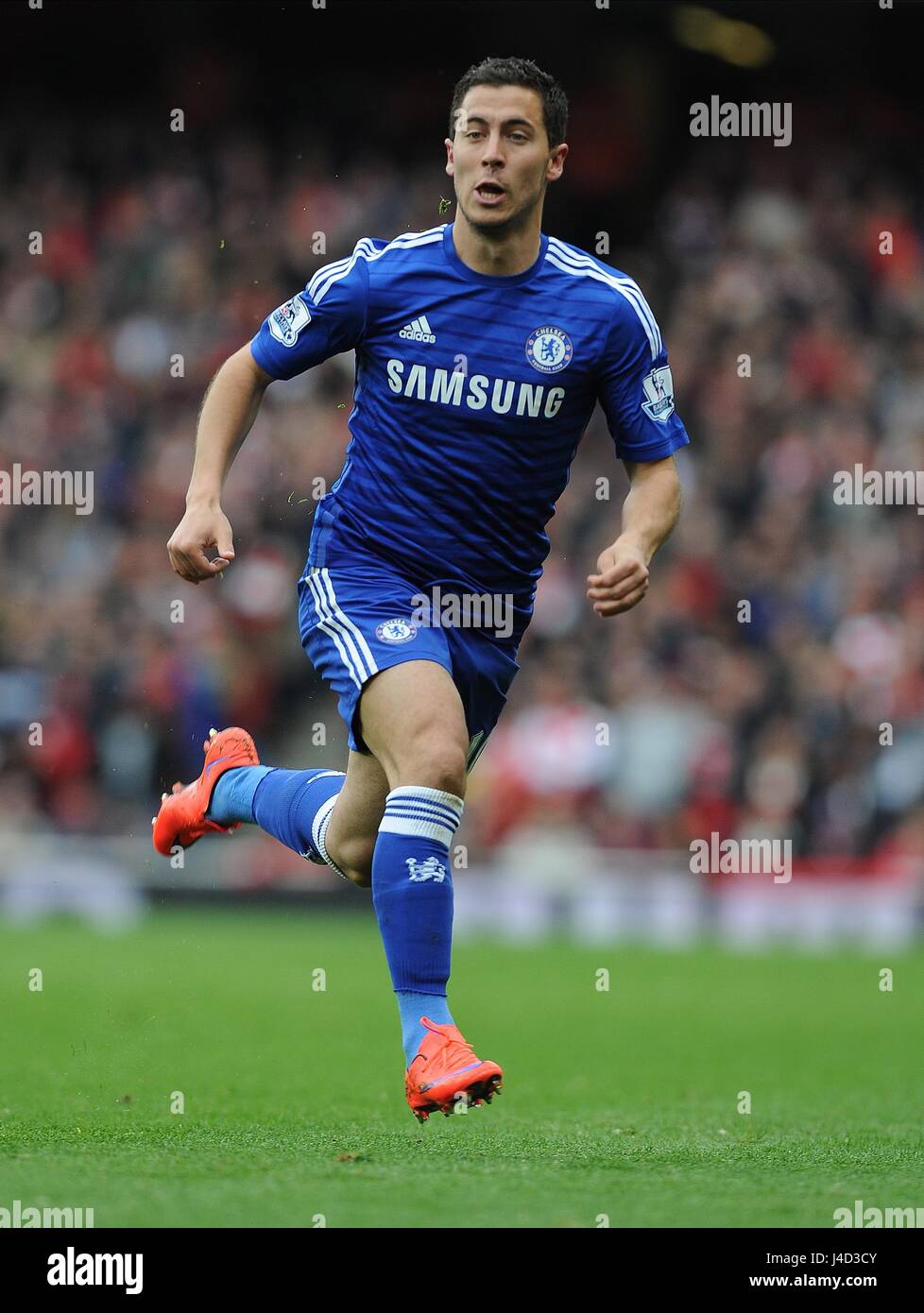 EDEN HAZARD OF CHELSEA ARSENAL V CHELSEA EMIRATES STADIUM LONDON ...