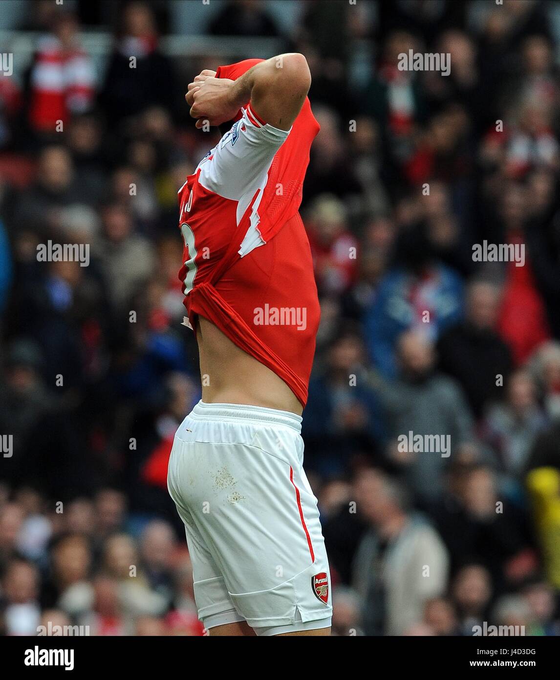 OLIVIER GIROUD OF ARSENAL ARSENAL V CHELSEA EMIRATES STADIUM LONDON ...