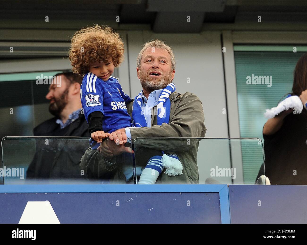 CHELSEA OWNER ROMAN ABRAMOVICH CHELSEA V CRYSTAL PALACE STAMFORD BRIDGE ...