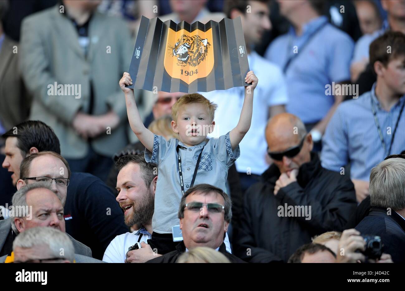 Hull fc fan hi-res stock photography and images - Alamy