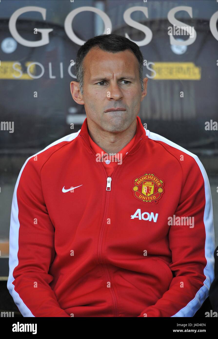 Assistant manager ryan giggs hi-res stock photography and images - Alamy