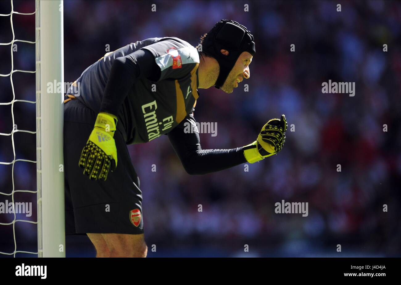Arsenal goalkeeper petr cech hi-res stock photography and images - Alamy