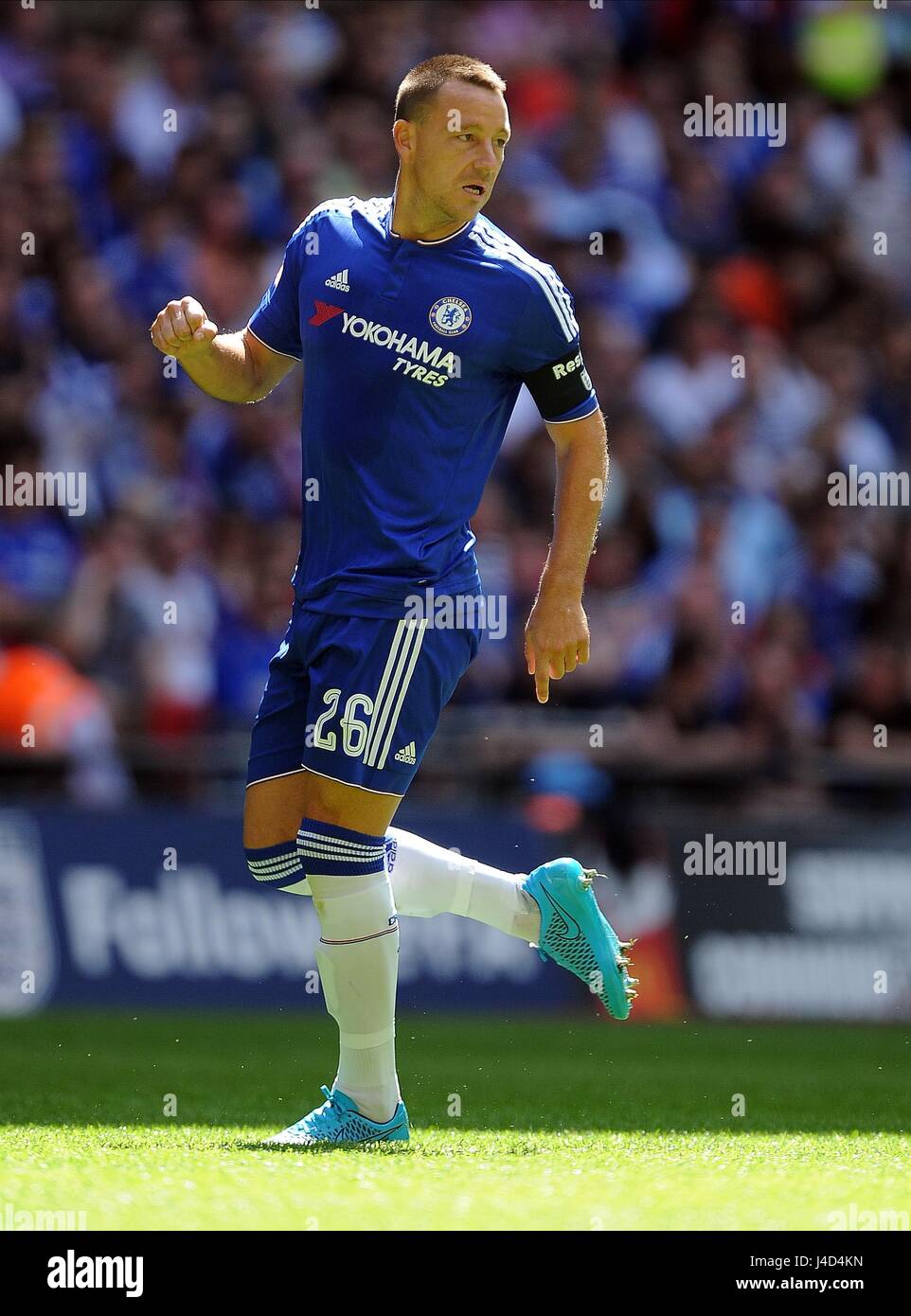 JOHN TERRY OF CHELSEA ARSENAL V CHELSEA WEMBLEY STADIUM LONDON ENGLAND ...