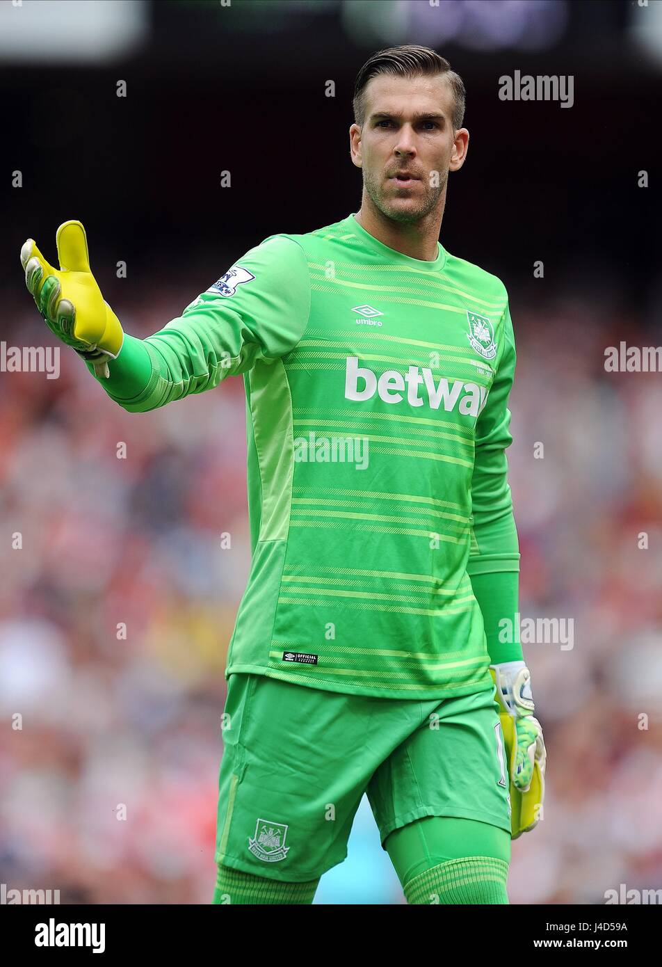 WEST HAM UNITED GOALKEEPER ADR ARSENAL V WEST HAM UNITED EMIRATES ...