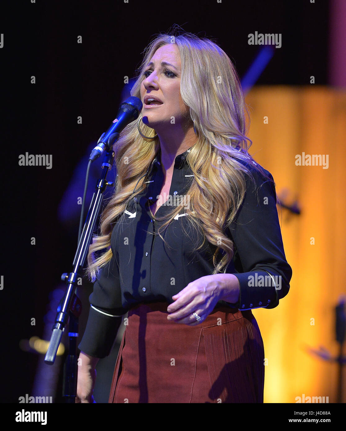 Lee Ann Womack performs live onstage at the Amaturo Theater at Broward ...