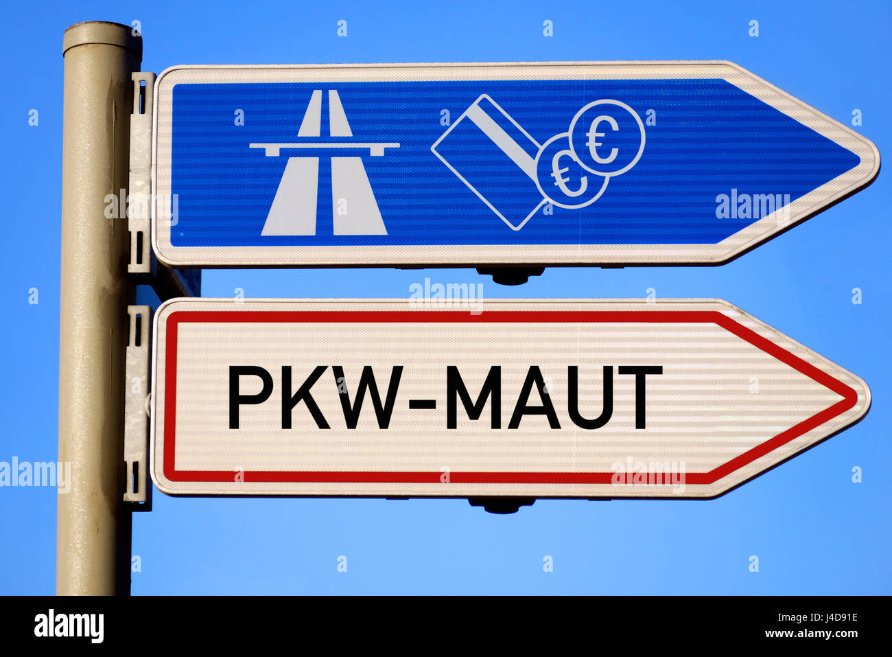 Autobahn maut hi-res stock photography and images - Alamy