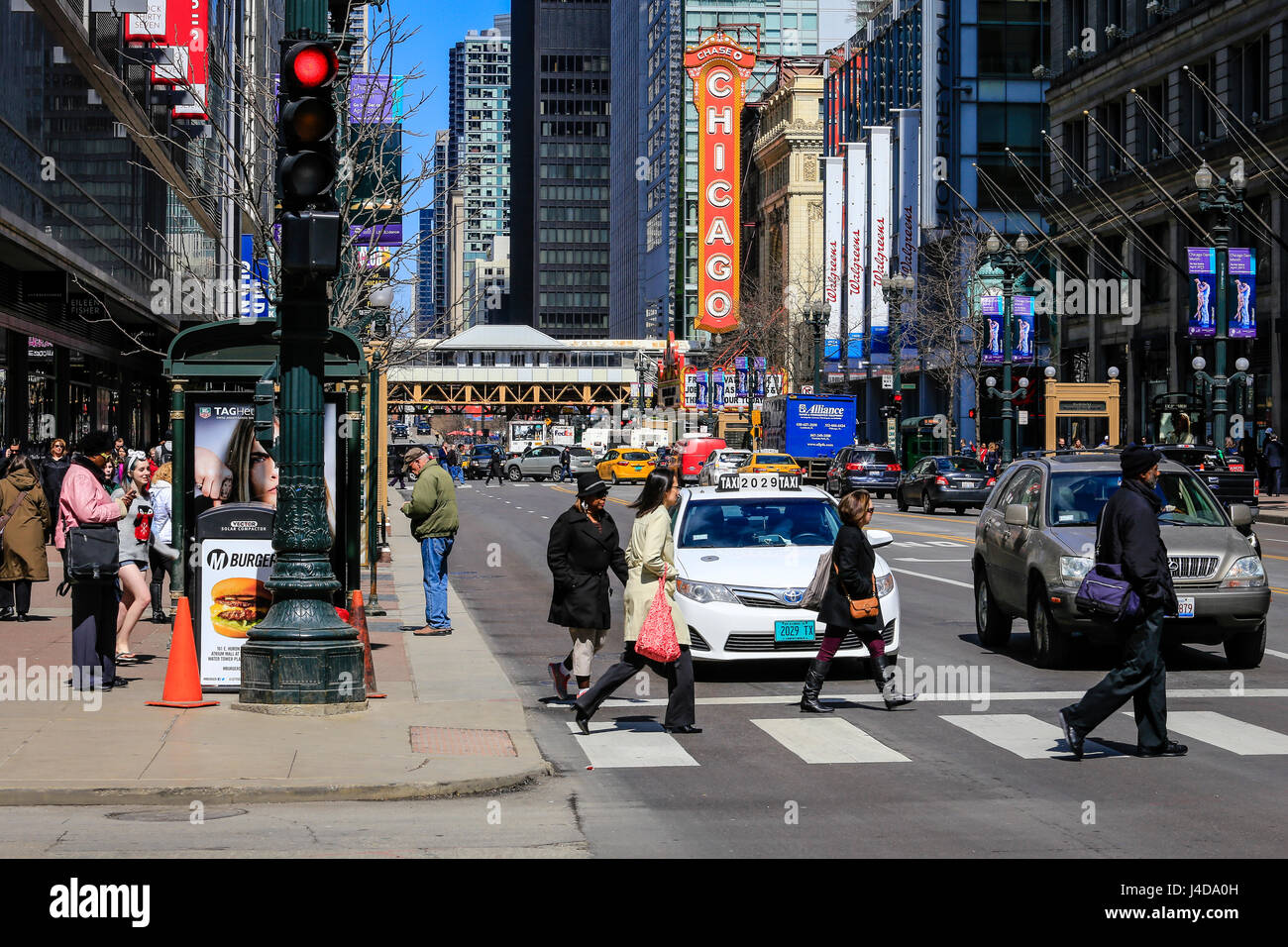 Chicago, Street Scene at Chicago Theater, Chicago, Illinois, USA, North ...