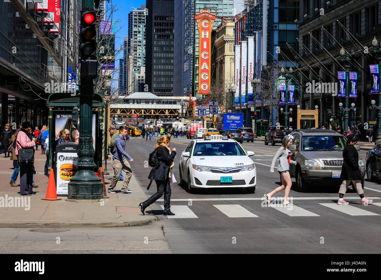 Chicago, Street Scene at Chicago Theater, Chicago, Illinois, USA, North ...