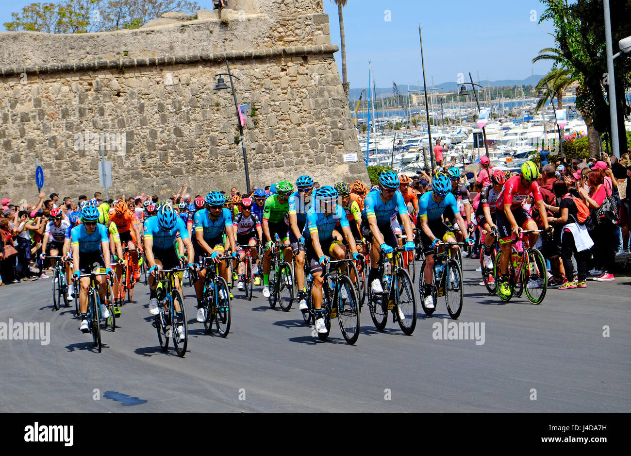 start of the giro d'italia cycle race, alghero, sardinia, italy Stock ...