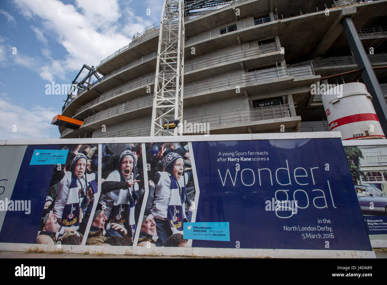 Tottenham hotspur stadium building works hi-res stock photography and ...