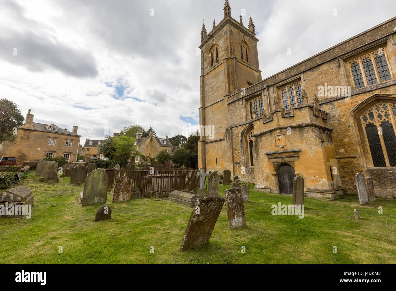 Saints' Peter and Paul Church and graveyard at Blockley, Cotswold ...