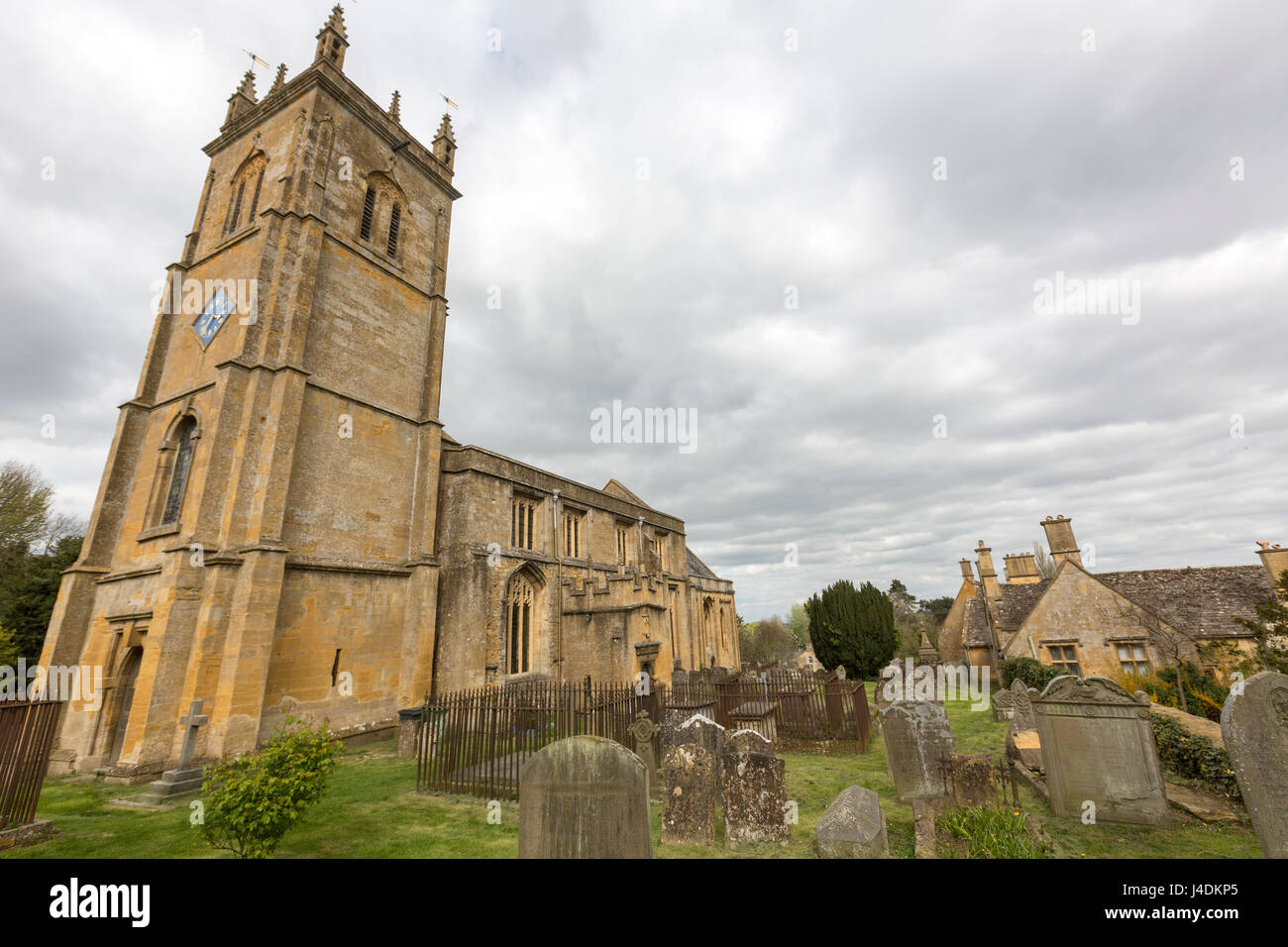 Blockley church gloucestershire hi-res stock photography and images - Alamy