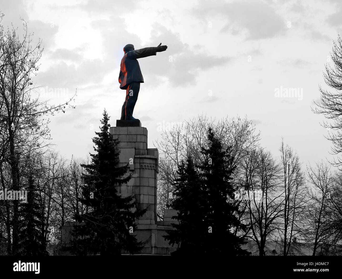 Statue vladimir lenin russia hi-res stock photography and images - Alamy