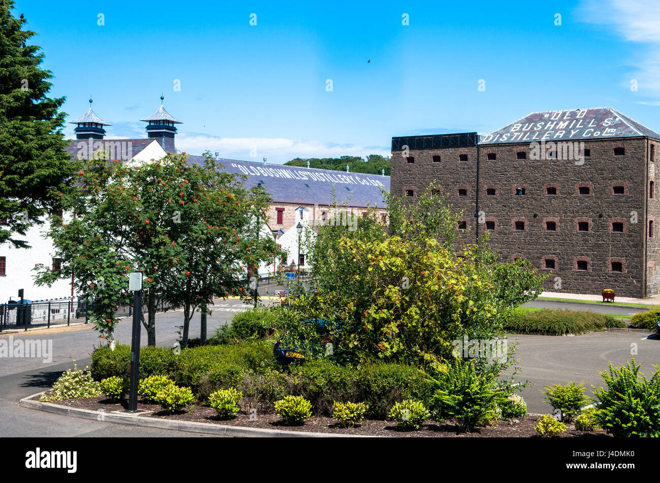 Bushmills distillery ireland hi-res stock photography and images - Alamy