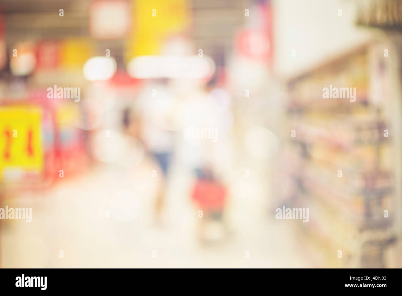 Supermarket store blur background with bokeh Stock Photo - Alamy