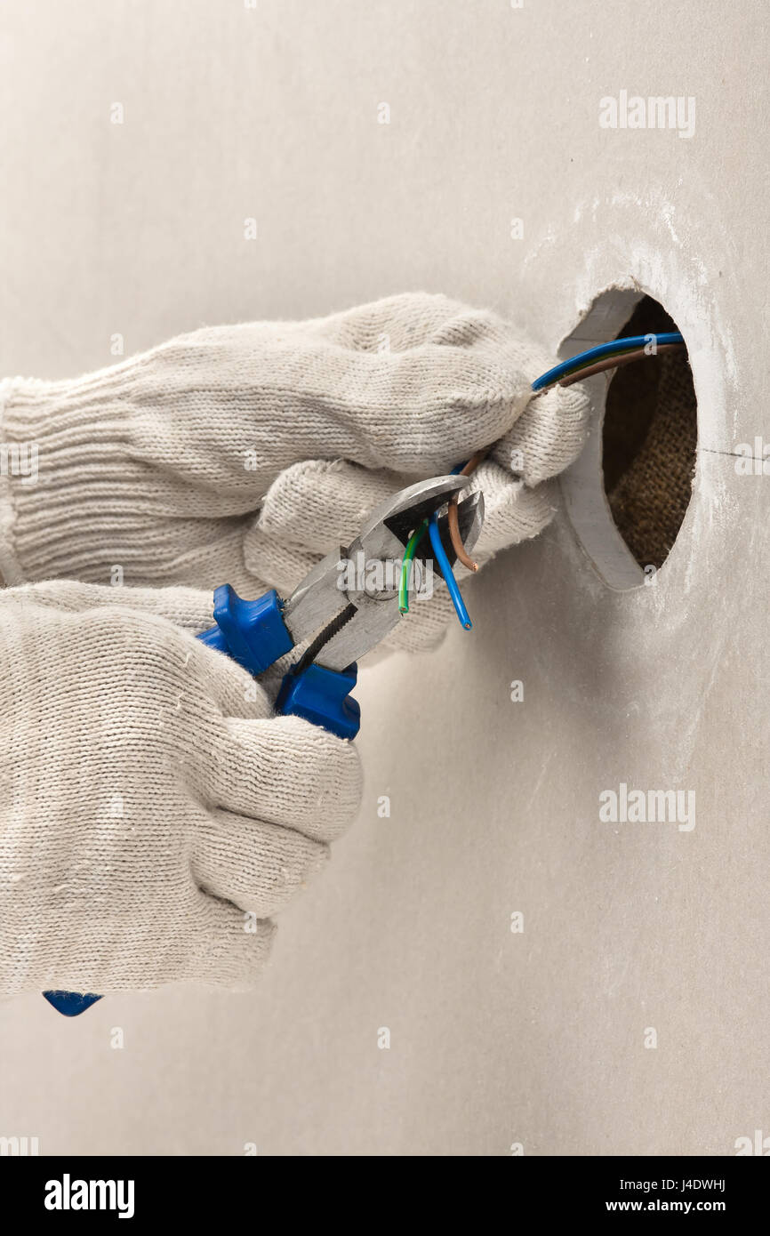 Electrical wires cut hi-res stock photography and images - Alamy