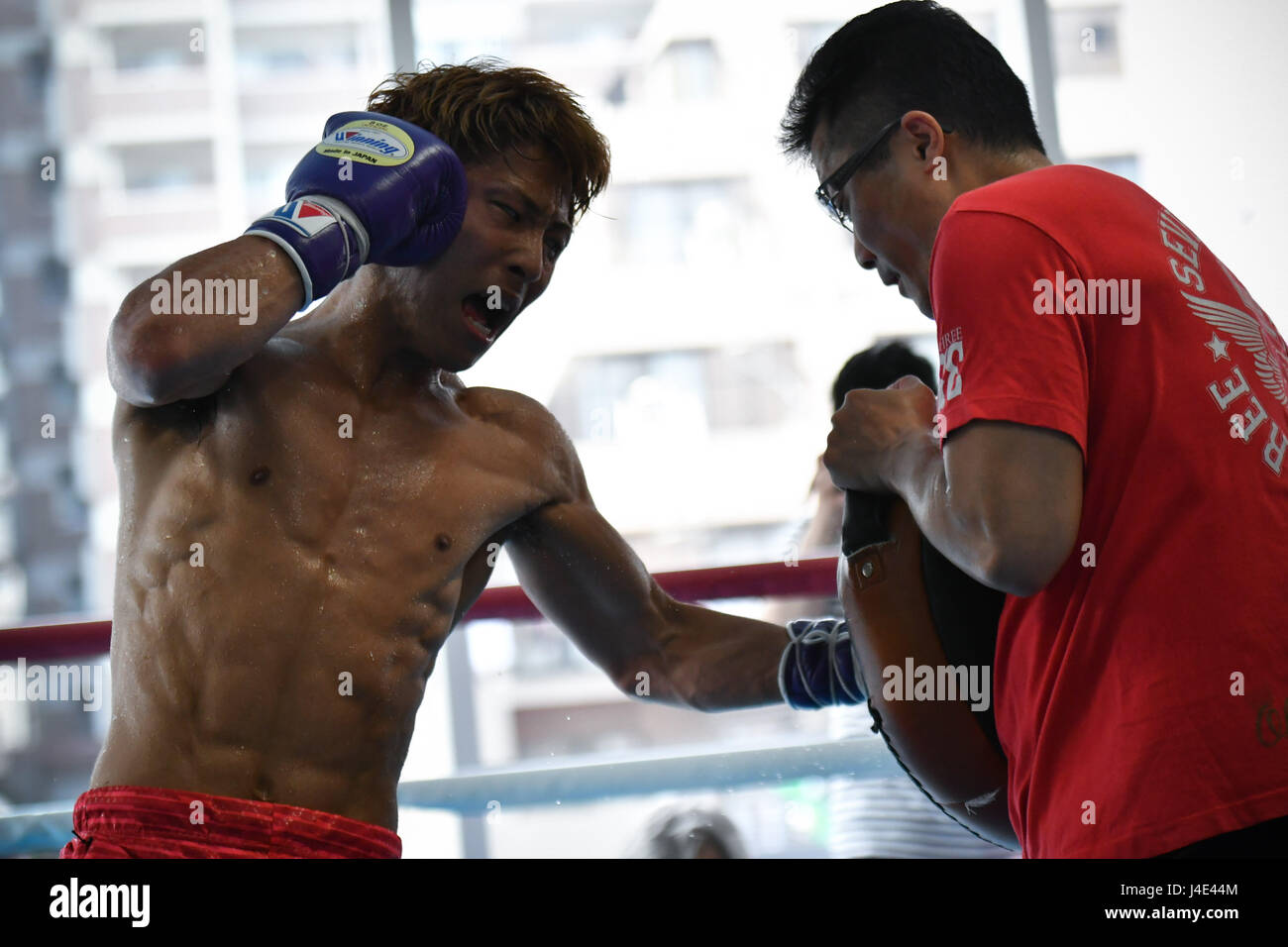 L r naoya inoue jpn shingo hi-res stock photography and images - Alamy