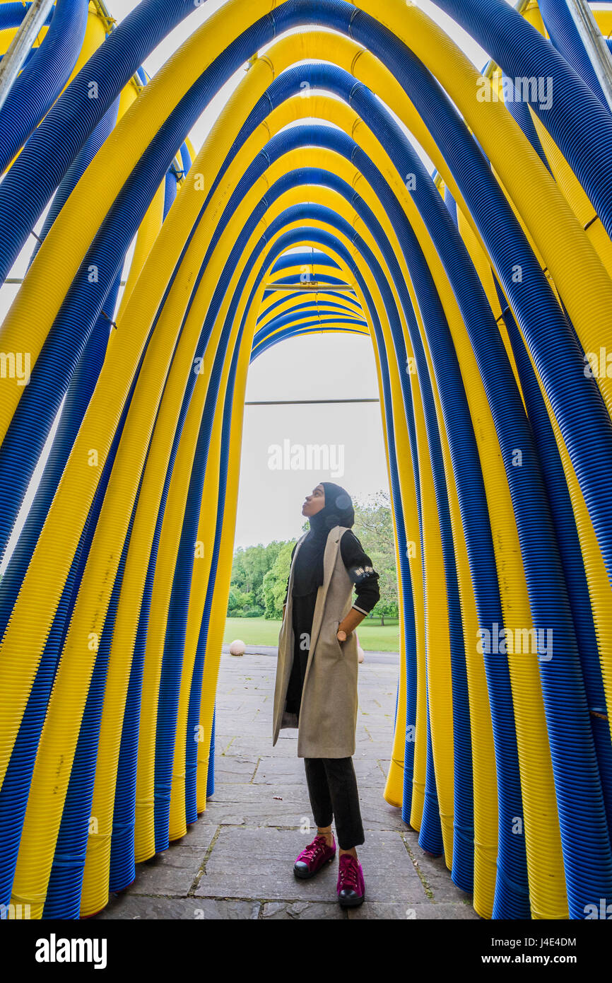 Chestnut grove academy hi-res stock photography and images - Alamy