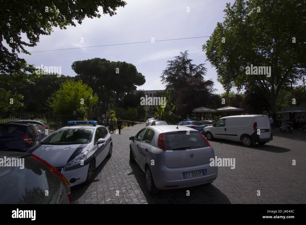 Rome, Italy. 12th May, 2017. Double explosion in Rome - Via Marmorata ...