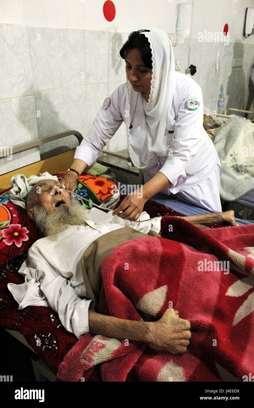 International nurses day peshawar hi-res stock photography and images ...