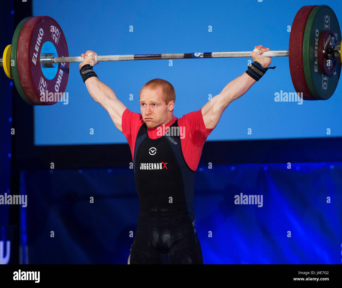 Lombard, Illinois, USA. 12th May, 2017. Michael Fox competes in the ...