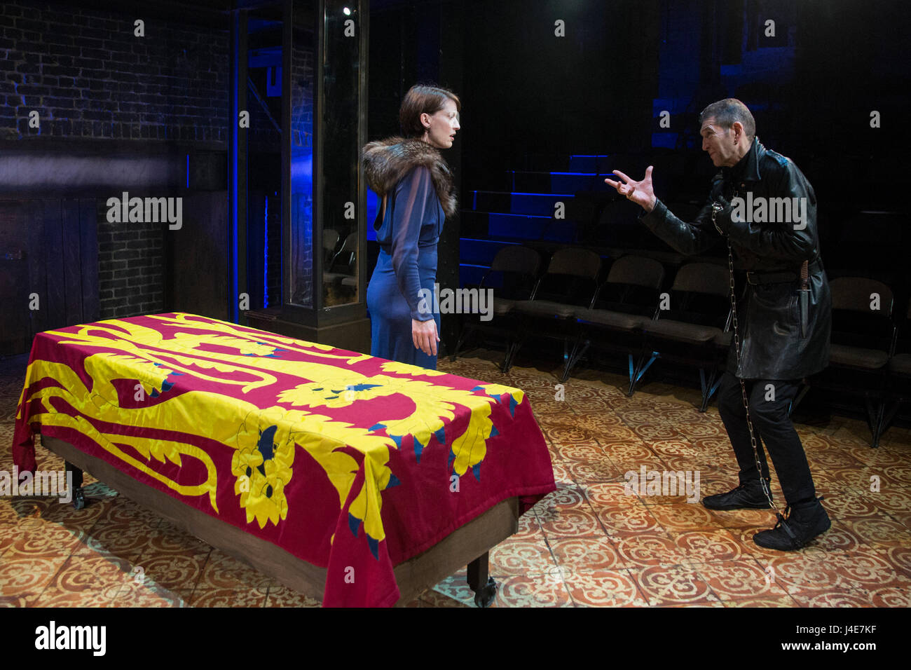 Shakespeare play hi-res stock photography and images - Alamy
