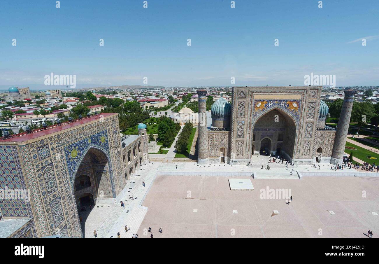 Samarkand. 8th May, 2017. People visit the Registan Square in Samarkand ...