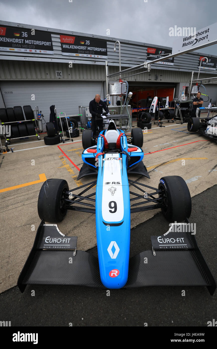 9 gp hi-res stock photography and images - Alamy