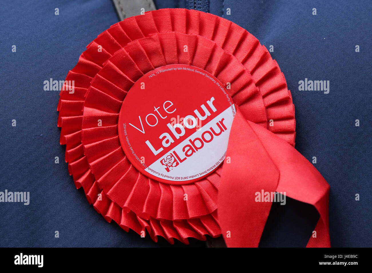 Labour party rosette hi-res stock photography and images - Alamy