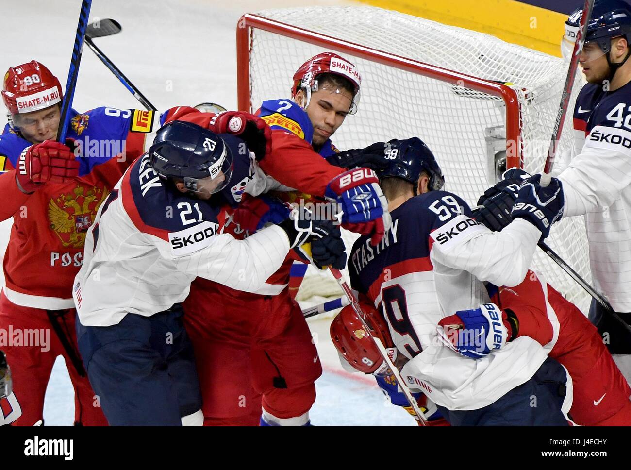 Cologne, Germany. 13th May, 2017. Russian and Slovakian players fight ...