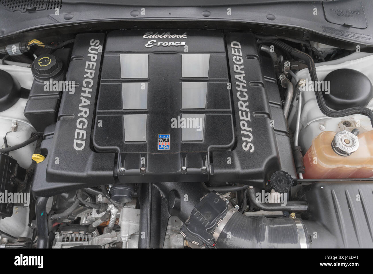 Dodge charger engine hi-res stock photography and images - Alamy